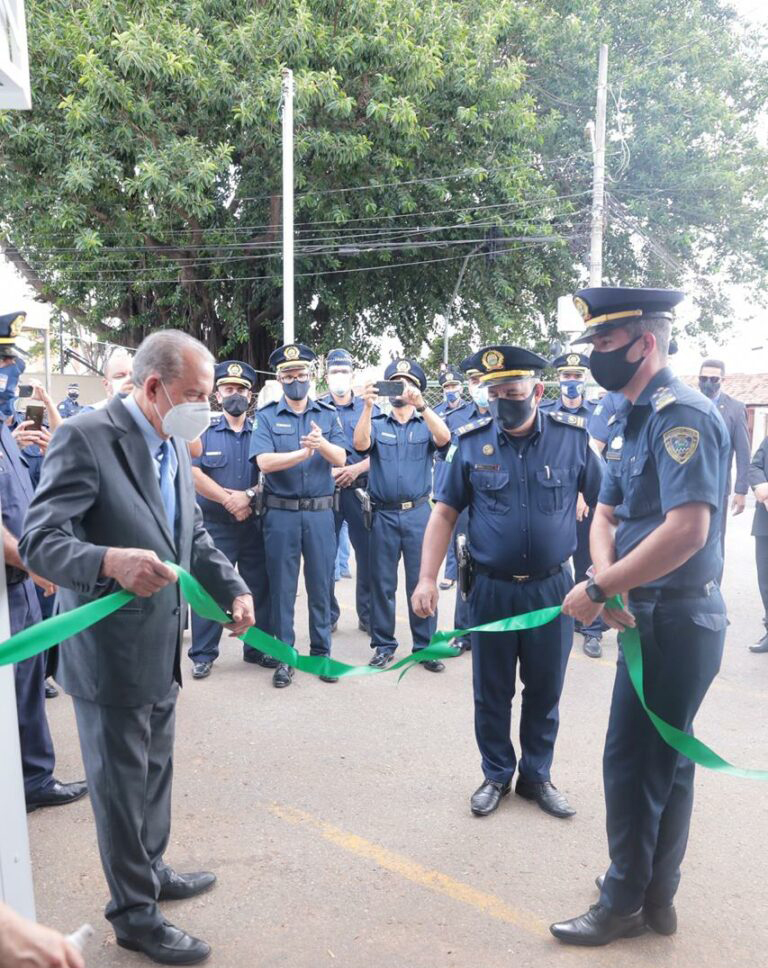 GCM inaugura nova base e ganha carros e equipamentos – Diário Goiás em ...